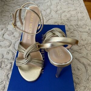 Stuart Weitzman | Shoes | Stuart Weitzman Metallic Gold Sandal | Poshmark